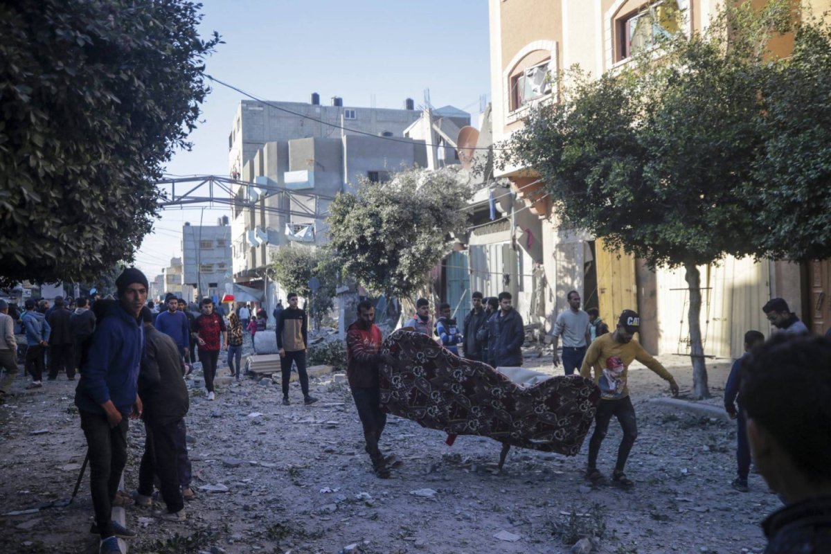 Gazze… Bombardıman, açlık ve tehcir