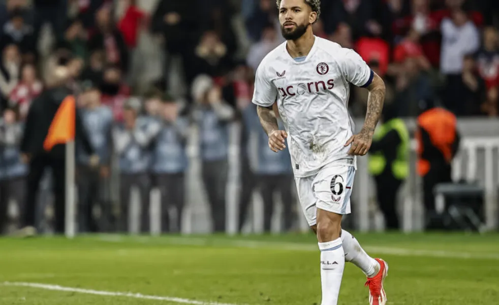 Brazil Midfielder Douglas Luiz becomes Thiago Motta’s First Big Signing ...