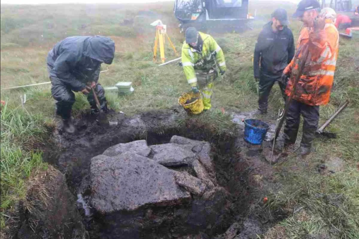 4 bin yıllık "çarpıcı" oda mezar keşfedildi