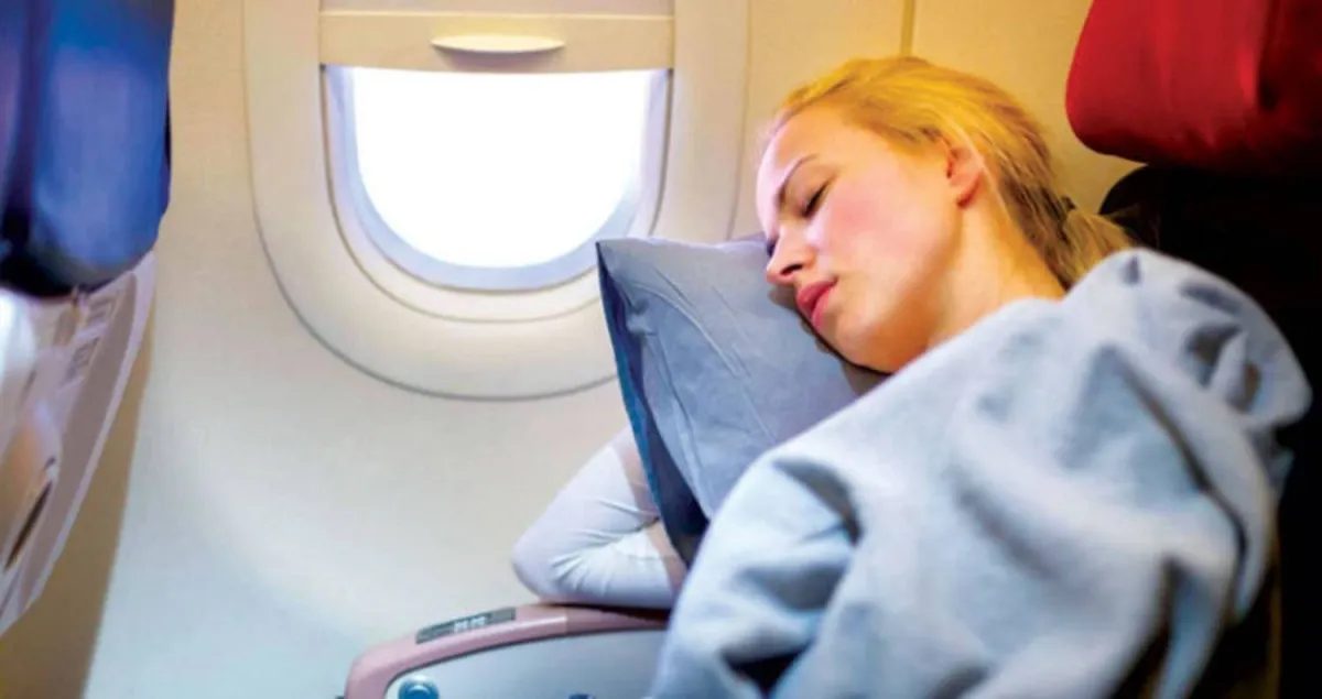 نصائح للنوم بشكل أفضل أثناء السفر