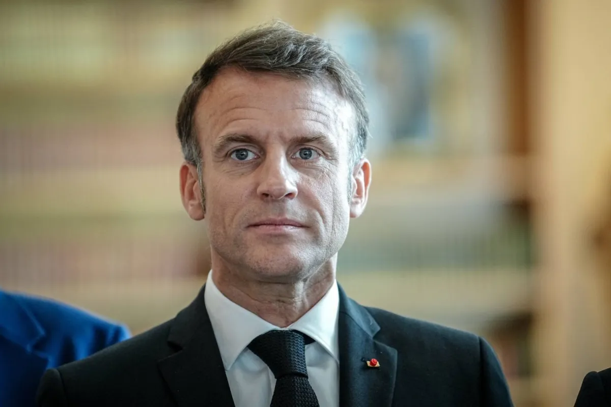 Macron: Lübnan'da savaş kaçınılmaz değildir, diplomatik yol hala mümkün