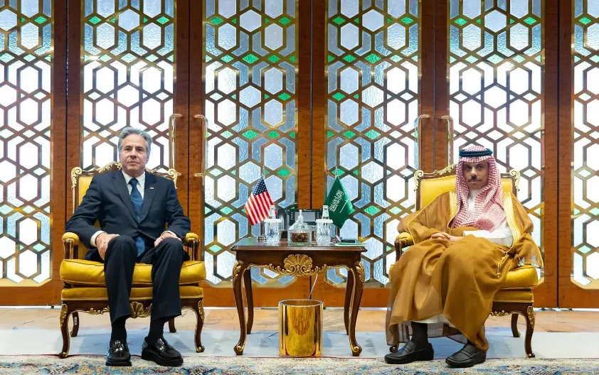 Saudi FM Meets with US Secretary of State in Riyadh