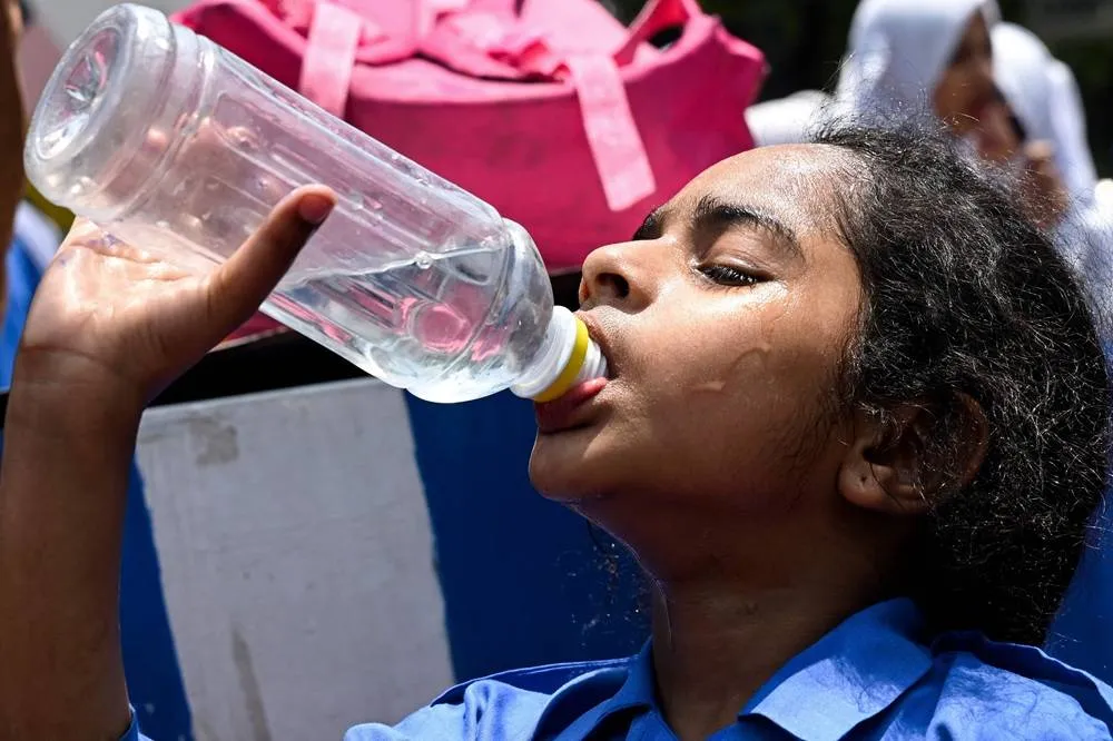 School’s Out: Climate Change Keeps Pakistan Students Home